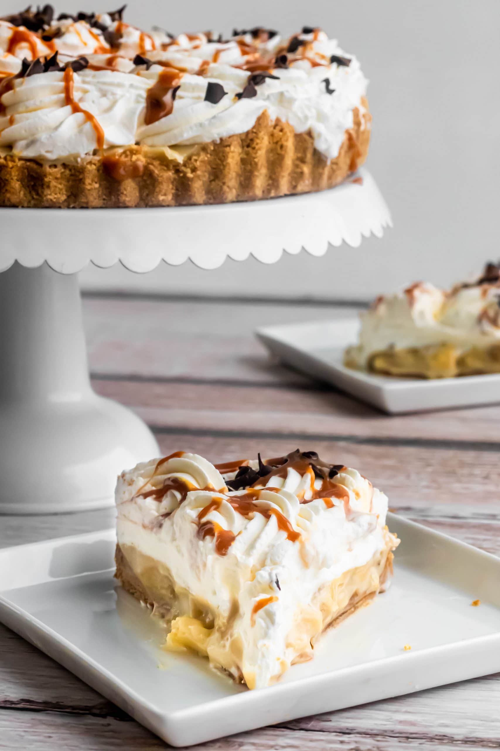 Banoffee Pie - Easy Banana Caramel Cream Pie | Bonni Bakery