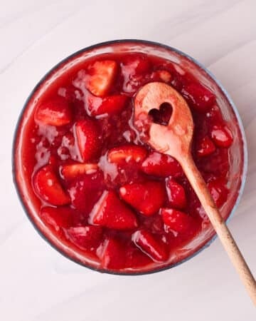 Fresh Strawberry Pie Recipe (No Jello Or Gelatin)